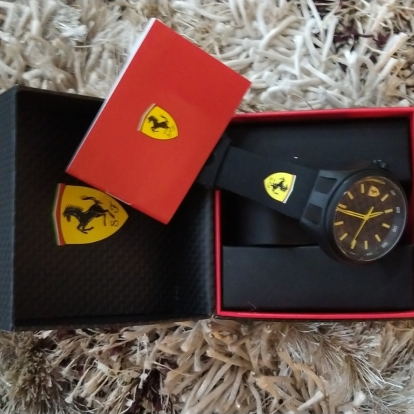 Ferrari by Movado | Accessories | New Ferrari By Movado Pit Crew ...